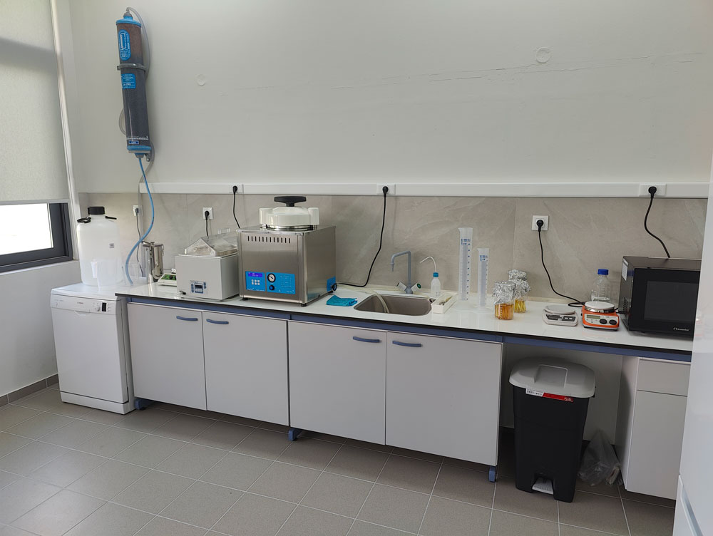 Εργαστηριακές Εγκαταστάσεις - ΜΟΝΑΔΑ ΕΡΕΥΝΑΣ ΓΑΛΑΚΤΟΣ